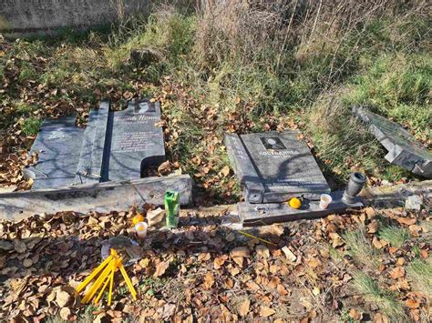 Панихида на Митровдан тажна слика низ Косово Канцеларијата за Косово