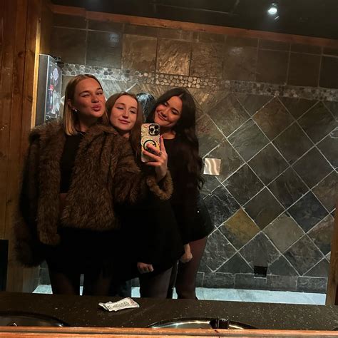 Liza Vilchynska Lizavilchynska • Instagram Photos And Videos