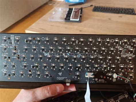 leds not working properly on blackwidow v3 mini r razer