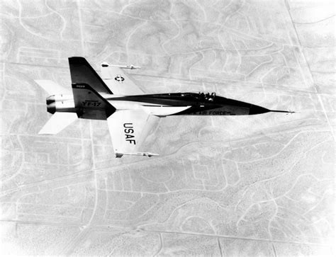 F 17 Cobra Истребитель фирмы Northrop Энциклопедия военной техники