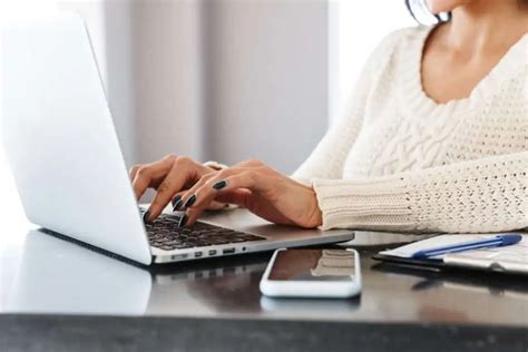 Lenovo IdeaPad 320 Review Expert Critique By Itechguides