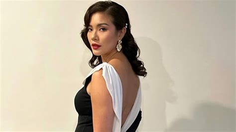 Profil Aline Adita Artis Yang Menagih Utang Ke Codeblu Dengan Cara Unik