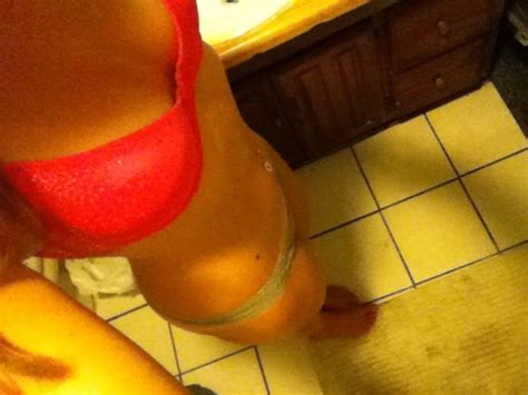 Mismatching Porn Pic