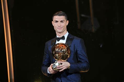 Ronaldo Ballon D Ballon Dor Cristiano Ronaldo La Fin Dune ère