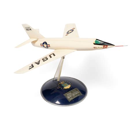 Bonhams Bell X 2 Promotional Model Plastic Model On Plastic Base