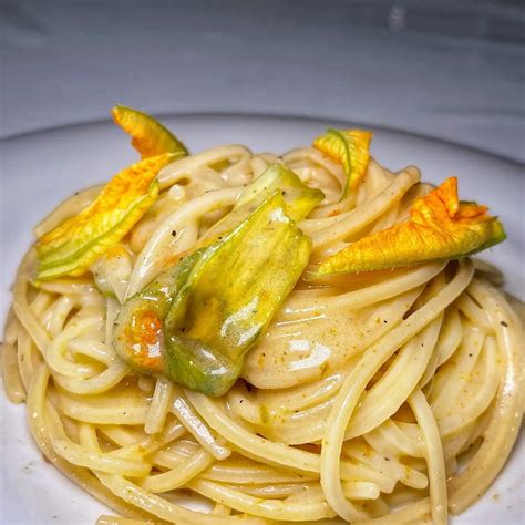 Cacio E Pepe Con Fiori Di Zucca 🤤 Al Ta Cucina