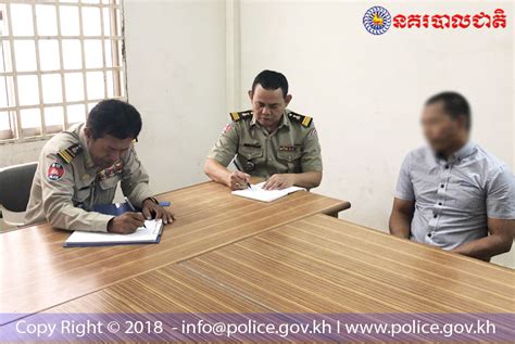 ក្រោយ ធ្លាយ វីដេអូ តាម ហ្វេ ស ប៊ុ ក សមត្ថកិច្ច ចាប់ខ្លួន ឪពុក ដែល វាយដំ កូន