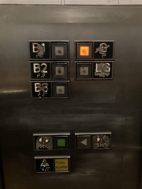 Subtly Unintuitive Elevator Button Design Rcrappydesign