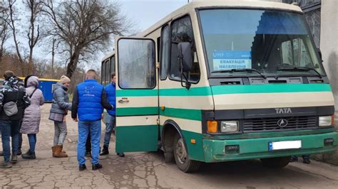 Добровільна евакуація на Дніпропетровщині скільки мешканців покинули прифронтові території