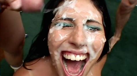 Photo Canadian Makayla Cox Eats 9 Cumshots Sperm Cocktail Pic 2