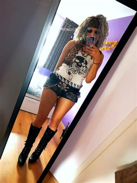 Pin By Bri On Gyaru Inspo Gyaru Fashion Gyaru S Fashion Outfits