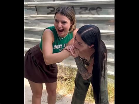 Venom Evil Meets Kaitlyn Katsaros And Bella Xvideos Com