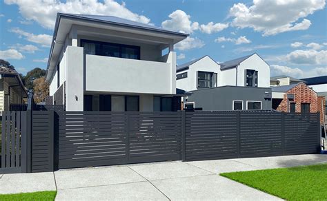 Fenstar Aluminium Slat Fencing Hamptons Style Fences