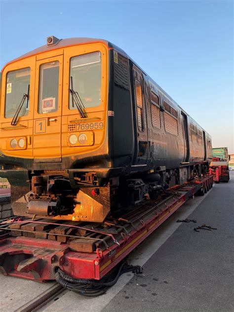 Gwr To Lease ‘tri Mode Class 769 Multiple Units From Porterbrook