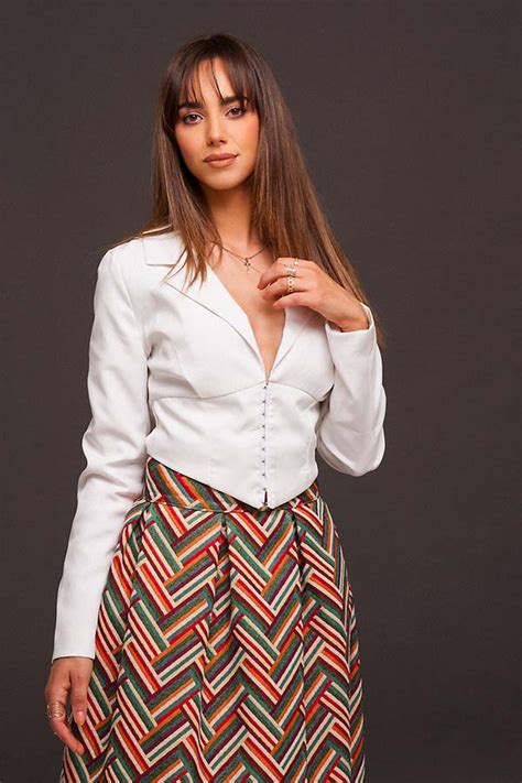 Linda B Creative Models International Aged Model