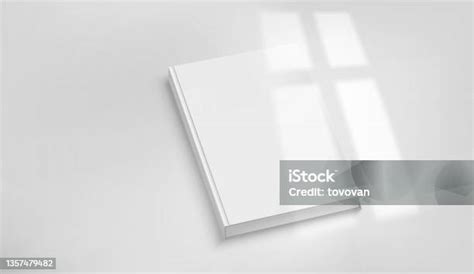 창 그림자 오버레이의 빛이 있는 탭크의 흰색 책입니다 사실적인 벡터 모형 0명에 대한 스톡 벡터 아트 및 기타 이미지 0명 3차원 형태 공란 Istock
