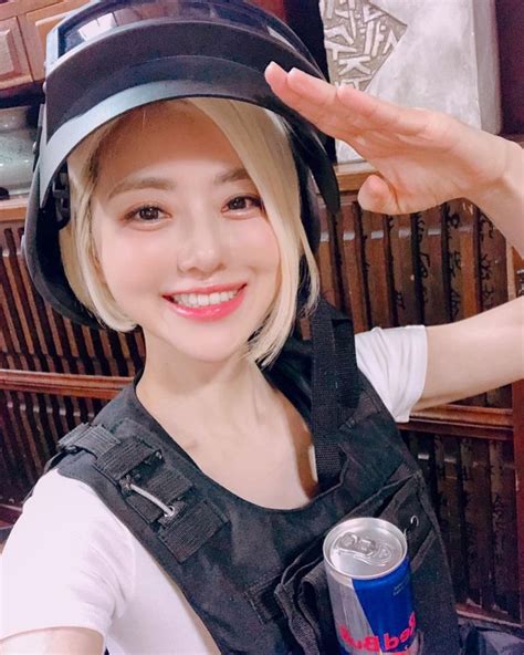 Valkyrie R6 Cosplay Iana R6 Cosplay Iq Cosplay R6 Dj Soda