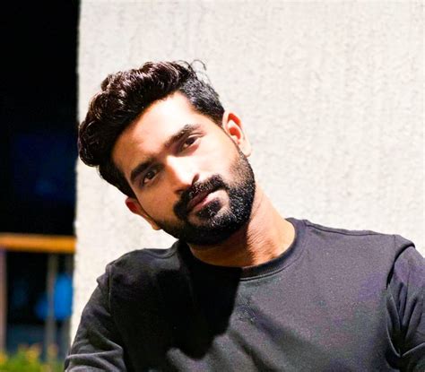 Sajin Crizaze Models