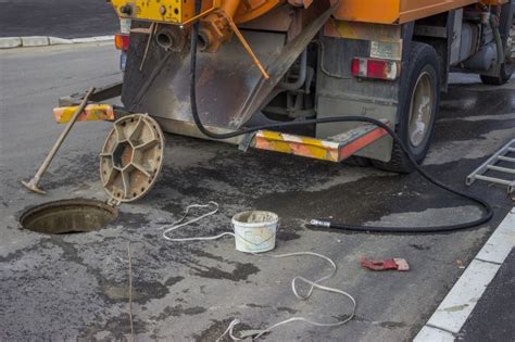 Fast And Reliable Sewer Cleanout Service Fast And Reliable Sewer Cleanout Service
