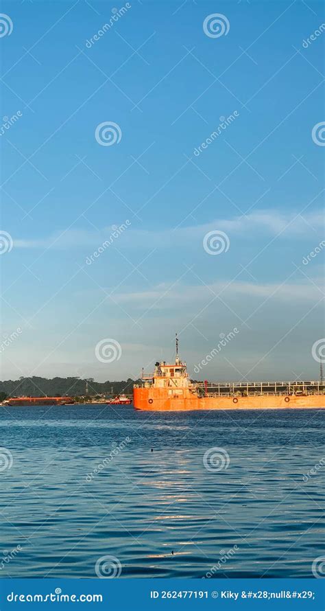Mahakam River Editorial Photo Image Of Mahakam View 262477191