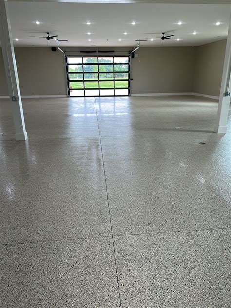 Polyaspartic Vs Epoxy The Superior Choice — Chattanooga Floor Care