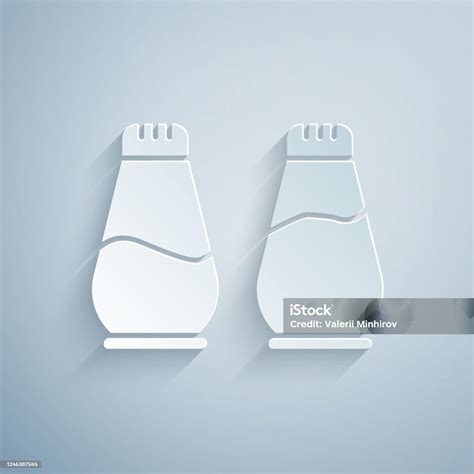 회색 배경에 고립 된 소금과 후추 아이콘을 잘라 종이 요리 향신료 종이 아트 스타일입니다 벡터 일러스트레이션 3차원 형태에 대한 스톡 벡터 아트 및 기타 이미지 Istock