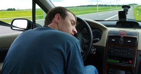 Từ Vụ 3 Bố Con Bị Ngạt Trong ô Tô Vì Sao Lái Xe Cả Ngày Không Sao Nhưng Ngủ Trong ô Tô Chỉ 1