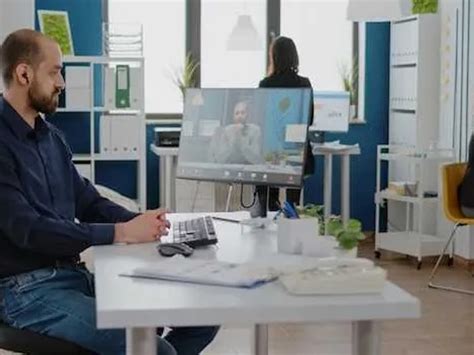 Essential Tips For Contract Developers To Navigate Remote Work In 2025