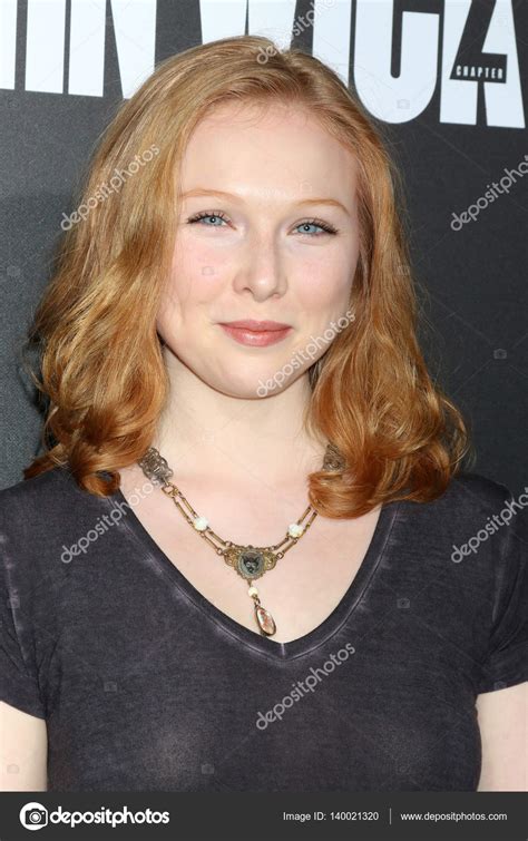 Actress Molly Quinn Stock Editorial Photo Jean Nelson