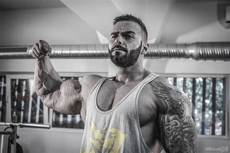 Romanian Hunk Roberto Alexandru Part Worldwide Body Builders