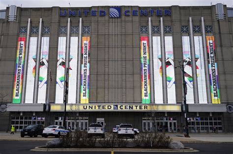 Chicago Sports Teams Stadiums An Iconic Presence In City Wbez Chicago