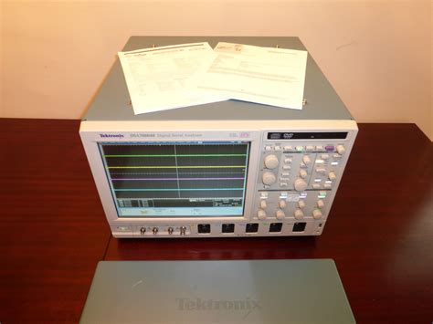 Tektronix Dsa70604b 6 Ghz 4 Ch 25 Gss Oscilloscope Serial Analyzer 90k List Spaulding Surplus Tektronix Dsa70604b 6 Ghz 4 Ch 25 Gss Oscilloscope Serial Analyzer 90k List Spaulding Surplus