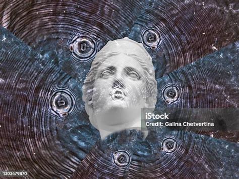 현대 콜라주 이혼과 추상적 인 배경에 조각 예술 개념 추상화 사람 0명에 대한 스톡 사진 및 기타 이미지 0명 강렬하고 밝은 색상 개념 Istock