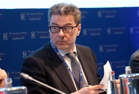 Giorgetti Sulla Terza Rata Del Pnrr «questione Di Ore Ma Prendiamo Solo I Prestiti Che Ci