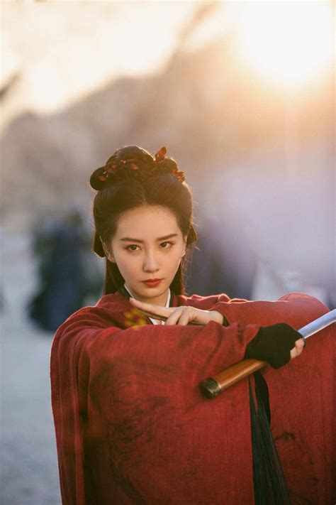 Pin By Natasia Tjahjadi On Liu Shi Shi 刘诗诗 A Journey To Love Chinese Beauty Asian Style