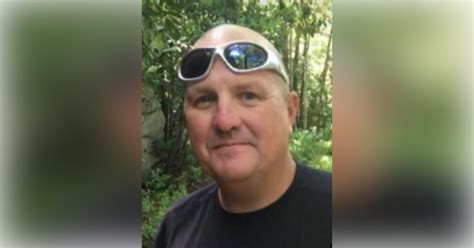 Obituary Information For Darrell Wayne Moore