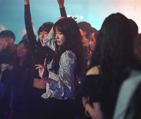 [잡담] 윤아 킹더랜드 스틸컷 떴는데 진짜 예쁘게 나오겠다 인스티즈 Instiz 드영배 카테고리