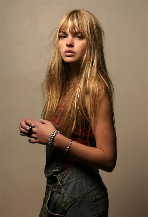 Aimee Teegarden Photo Gallery High Quality Pics Of Aimee Teegarden ThePlace