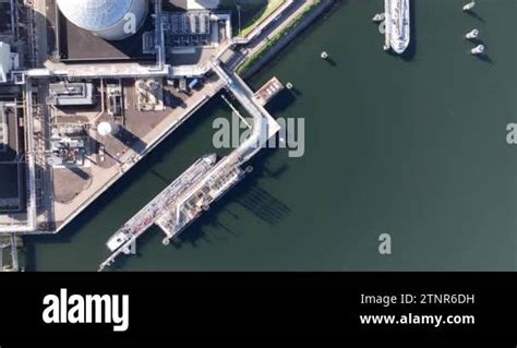 Refueling Infrastructure Stock Videos And Footage Hd And 4k Video Clips Alamy