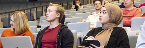 Watch Trial Lectures Of Our Bachelors Programs Tilburg University