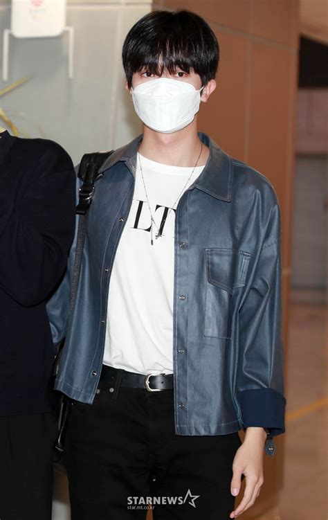 오메가엑스 예찬 제가 막내에요~[★포토] 스타뉴스