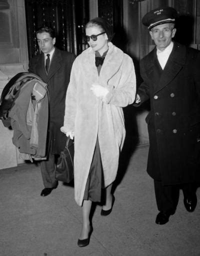 Grace Kelly And Prince Rainier Of Monaco In New Yo Tumbex