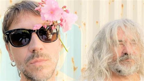 Il Duo Opez In Concerto Allalba Risveglio Con Tarantino E Twin Peaks