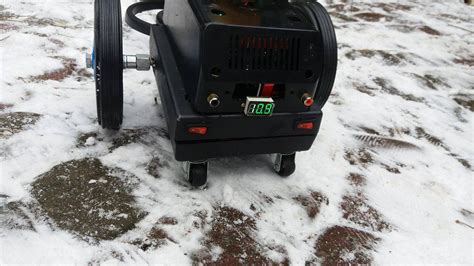 metal detector robot