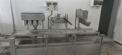 Продавам машина за опаковане на млечни продукти гр Пловдив Гагарин • Olx Bg