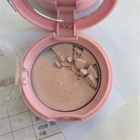 파우더 팩트가 깨졌는데 질문 By 챔린이 언니의파우치