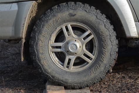 Резина Goodride MT 265/75R16, реечный домкрат, причина шимми — УАЗ ...