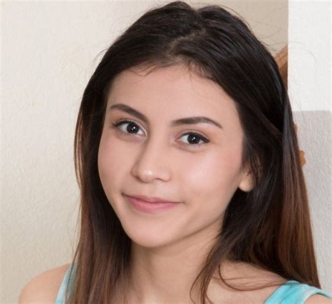 Amelia Pearl Biographywiki Age Height Career Photos And More