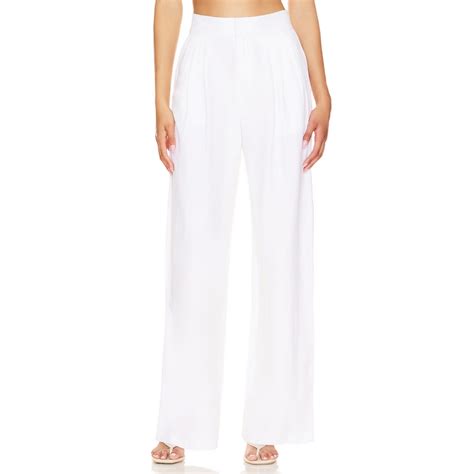 How To Dress Like Sofia Richie 11 Classy Outfits For Summer 2023 — Lily Chérie