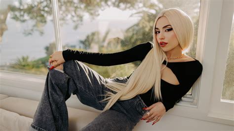 Ava Max Concert Tickets And Tour Dates Platinumlist Net